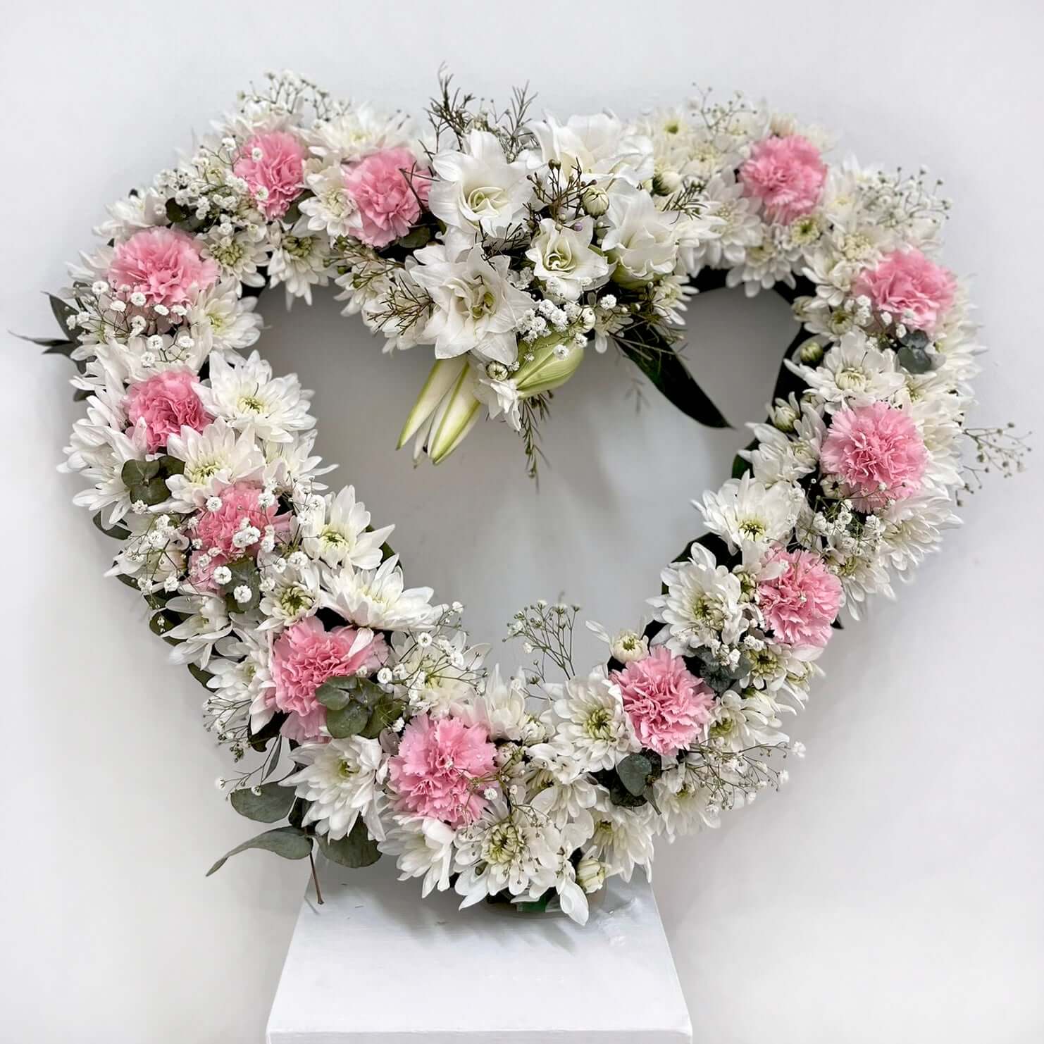 Sympathy / Funeral Flowers: Sentimental Heart | in Mauritius