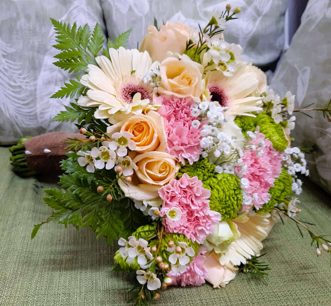 French Style Flowers Bouquet | Flowers delivery Mauritius